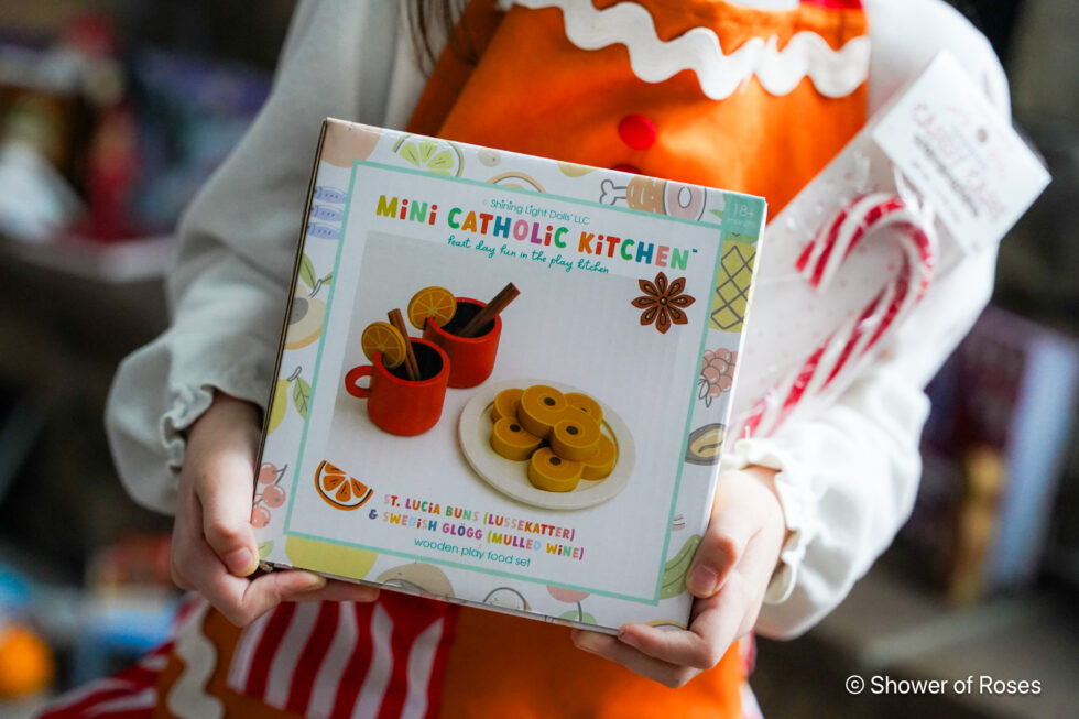 St. Lucia Buns & Swedish Glögg Wooden Play Food - Shower of Roses Blog